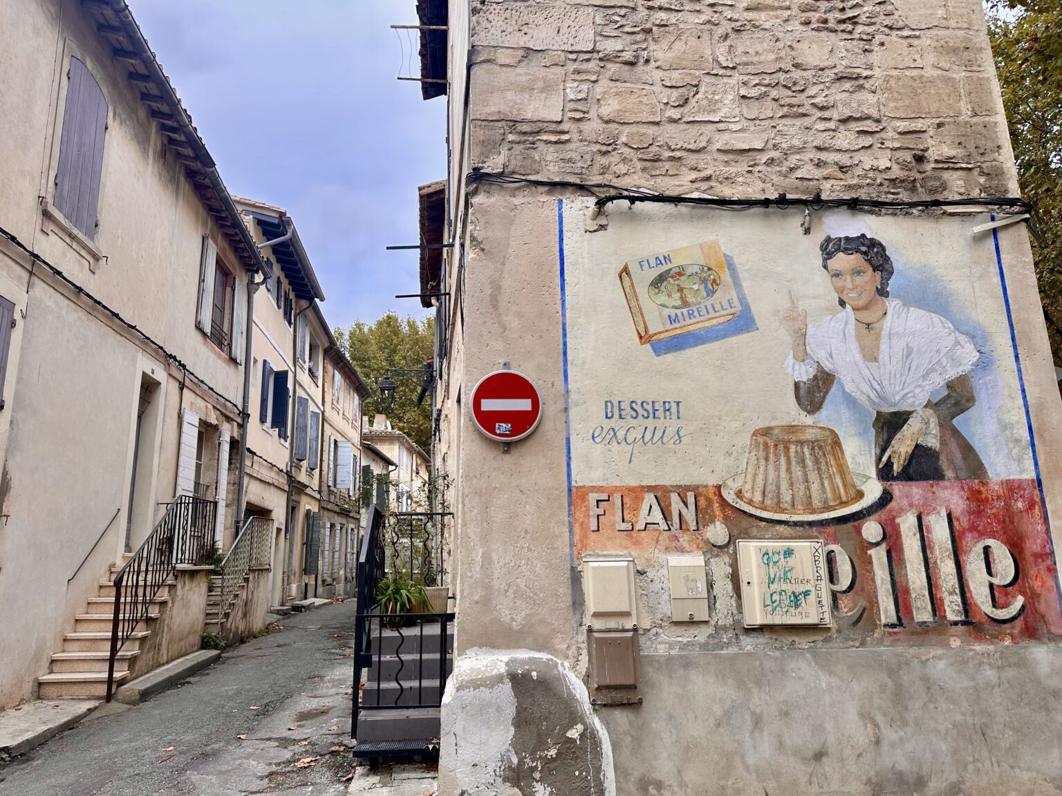 Arles, France: Following the Footsteps of Famous Van Gogh Paintings ...